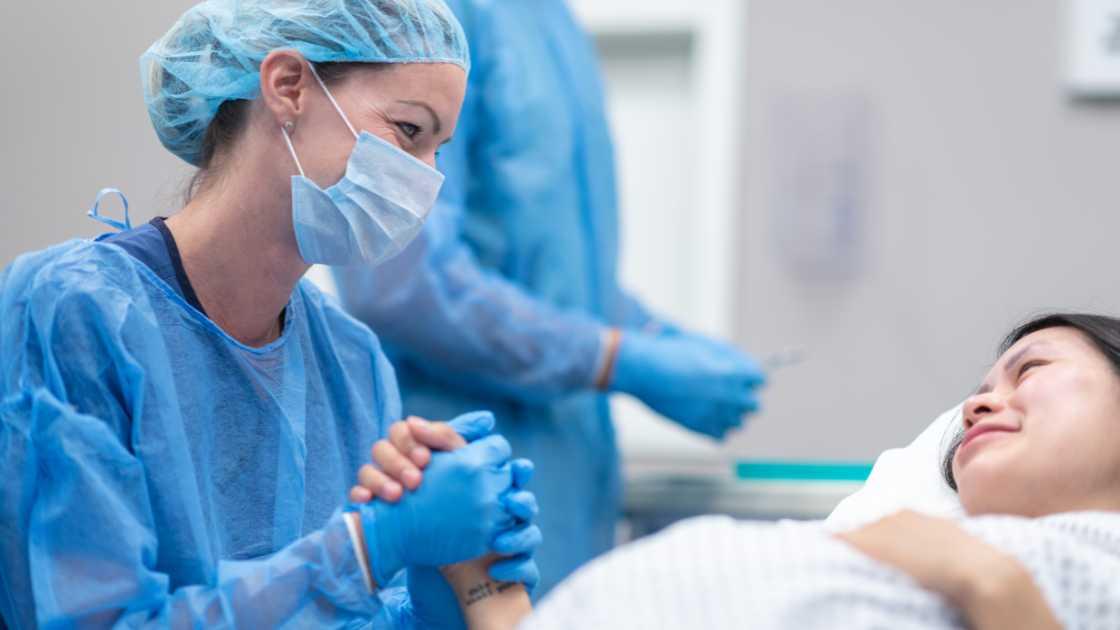 Labial hypertrophy surgery: is it necessary? • OT.CO Clinic